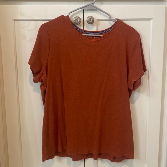 croft & barrow | Tops | Rust Crew Neck Tshirt | Poshmark